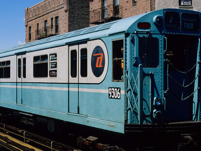 NYC Subway Offers Chance to Ride Vintage Trains for Holiday Nostalgia ...
