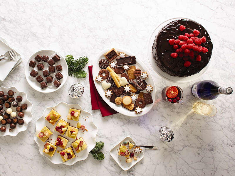 New Aldi Products for December Include Christmas Cakes and Holiday Teas ...