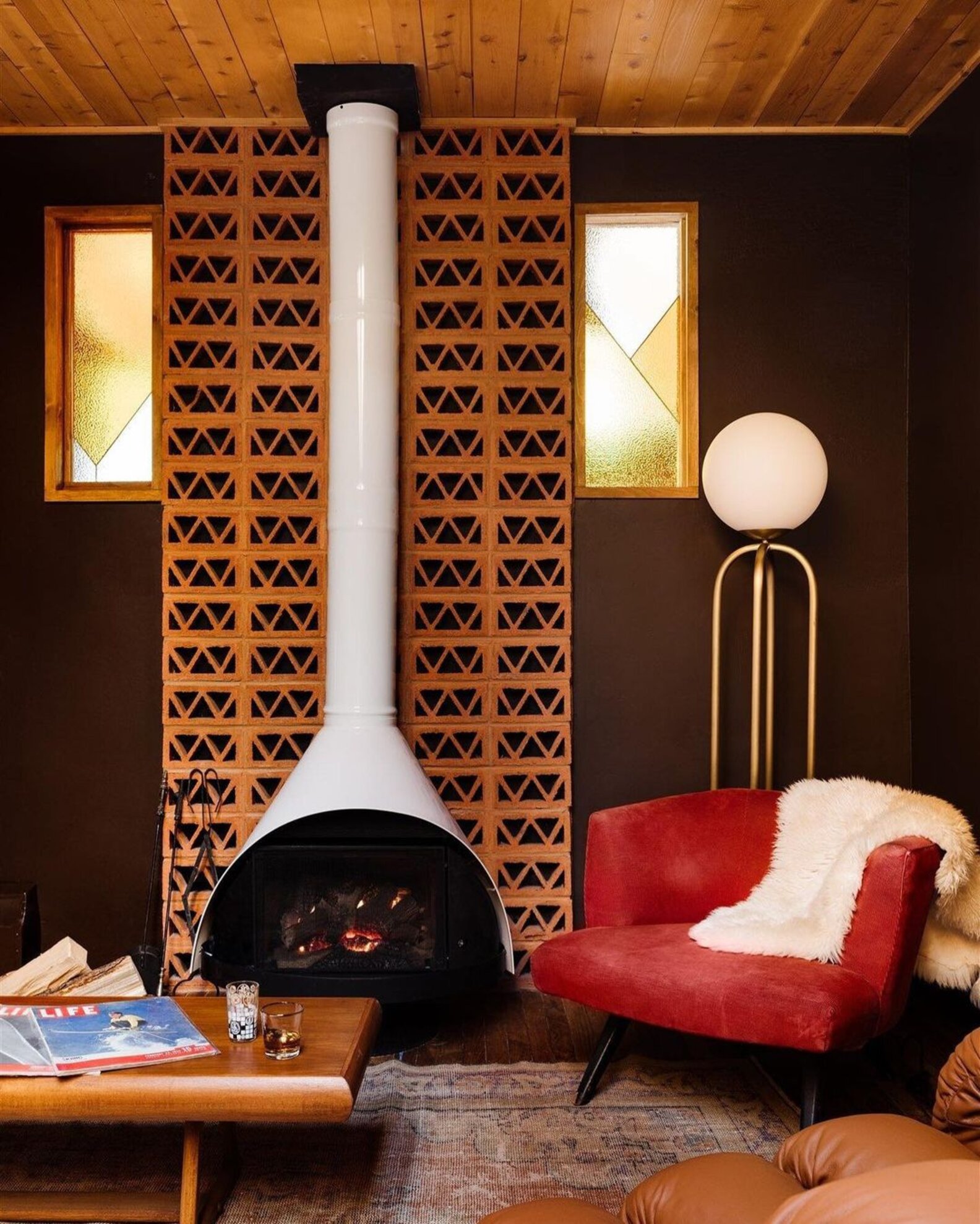 Take a Look Inside This '70s-Inspired Ski Resort in Colorado - Thrillist