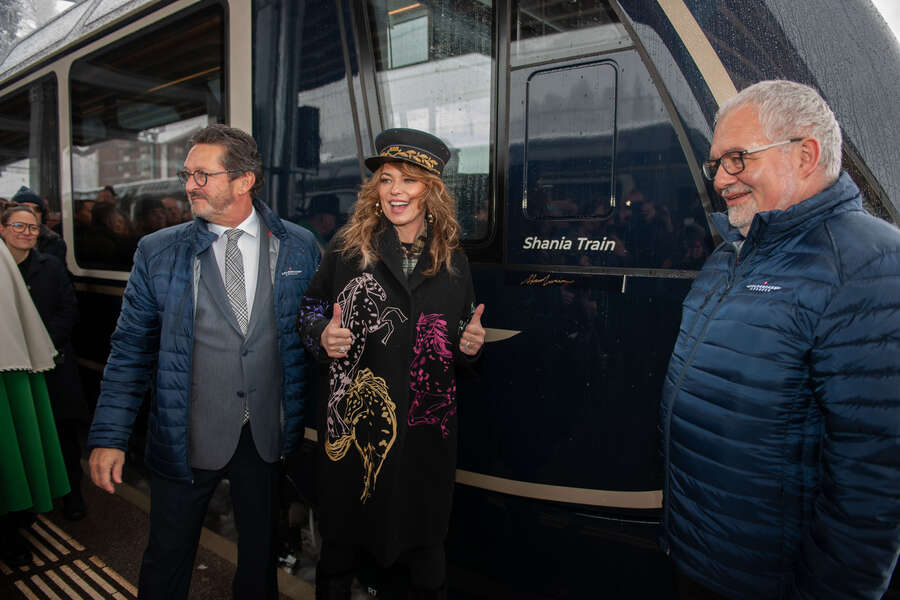 New Shania Twain Train Runs Nonstop to Popular Swiss Alps Towns - Thrillist