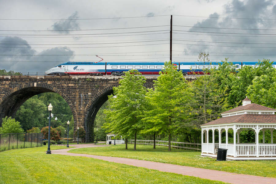 Amtrak Flash Sale Has Discount Business and First Class Acela Trains ...