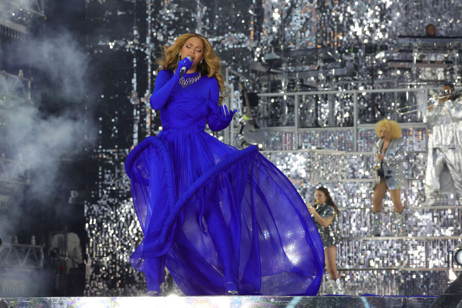 Get a Free VIP Beyoncé Concert Trip to LA Including Flights and Hotel ...