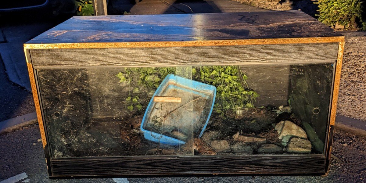 Family Finds Large Tank Blocking Driveway And Can't Believe Who's ...