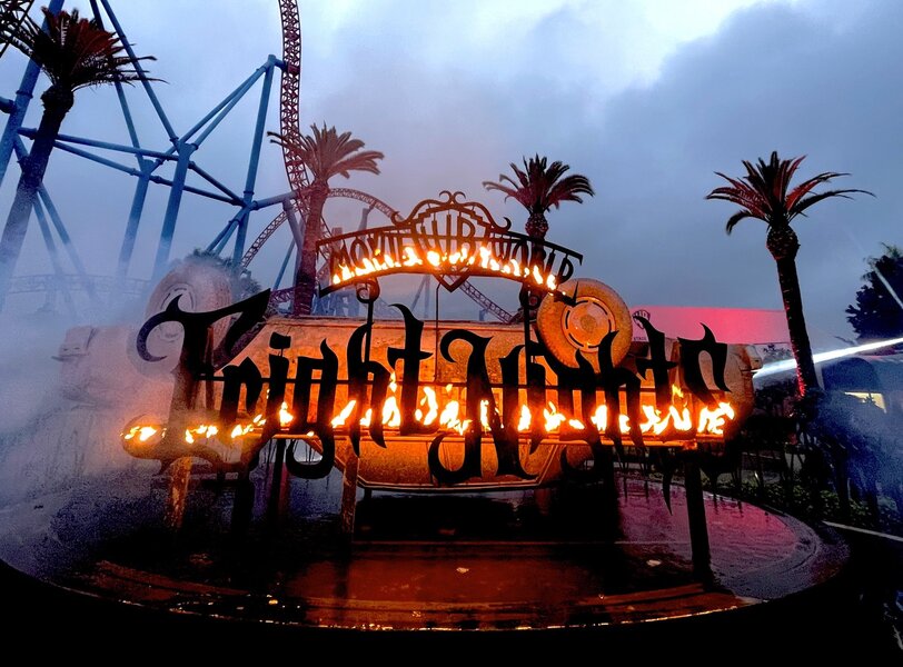 Australian Theme Park Fright Nights Performers Are Going Viral on ...
