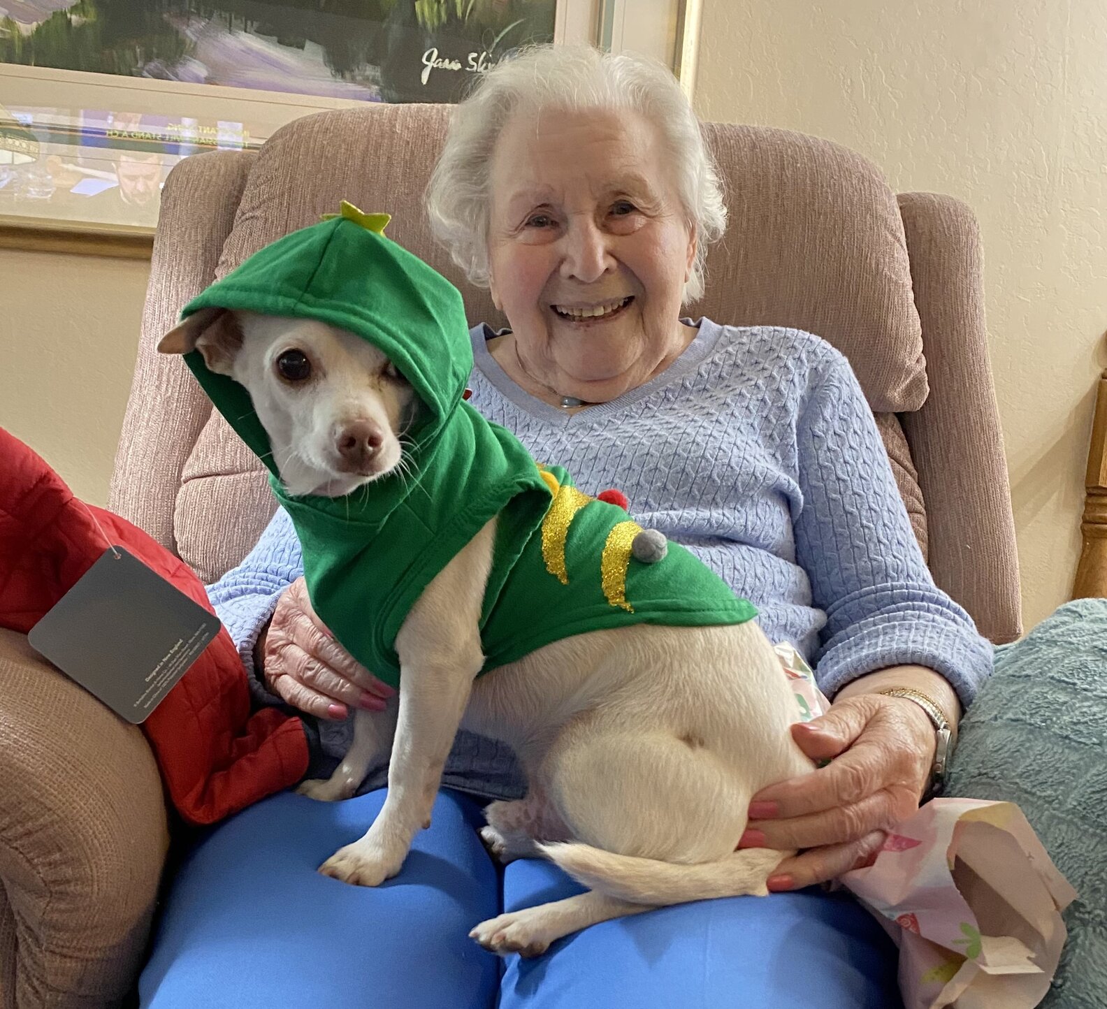 100-Year-Old Woman Steps Up To Adopt Senior Dog Who No One Wanted - The ...
