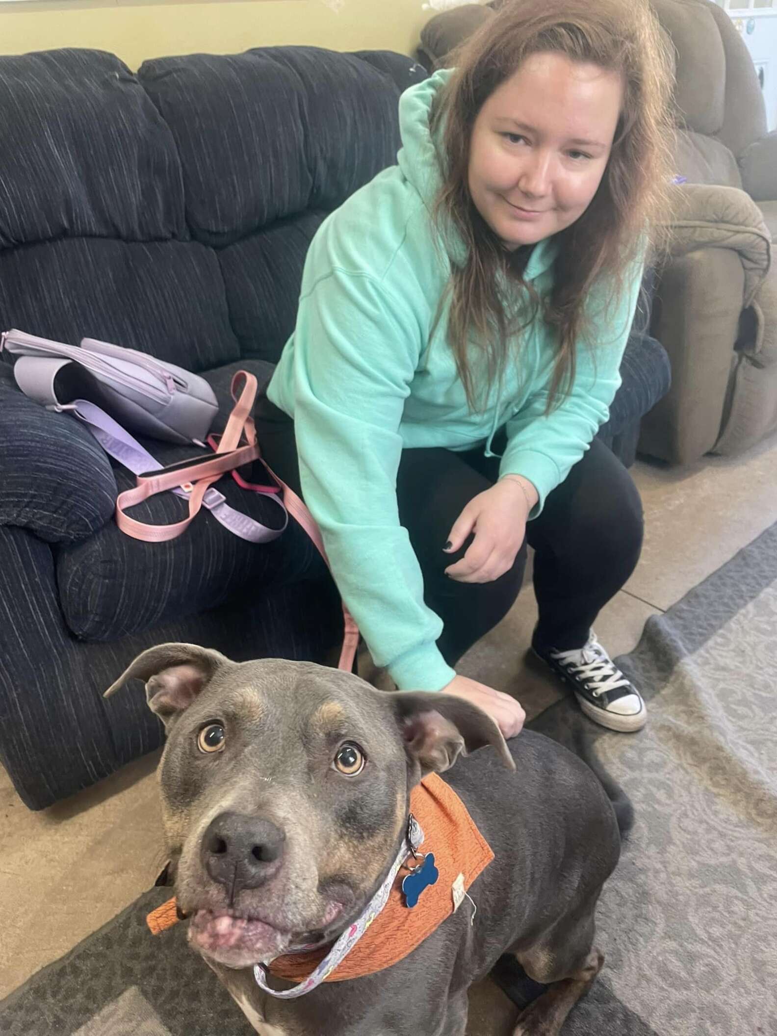 Woman Cries When She Sees Shelter Dog Is Wearing Her Late Dog's Bandana ...