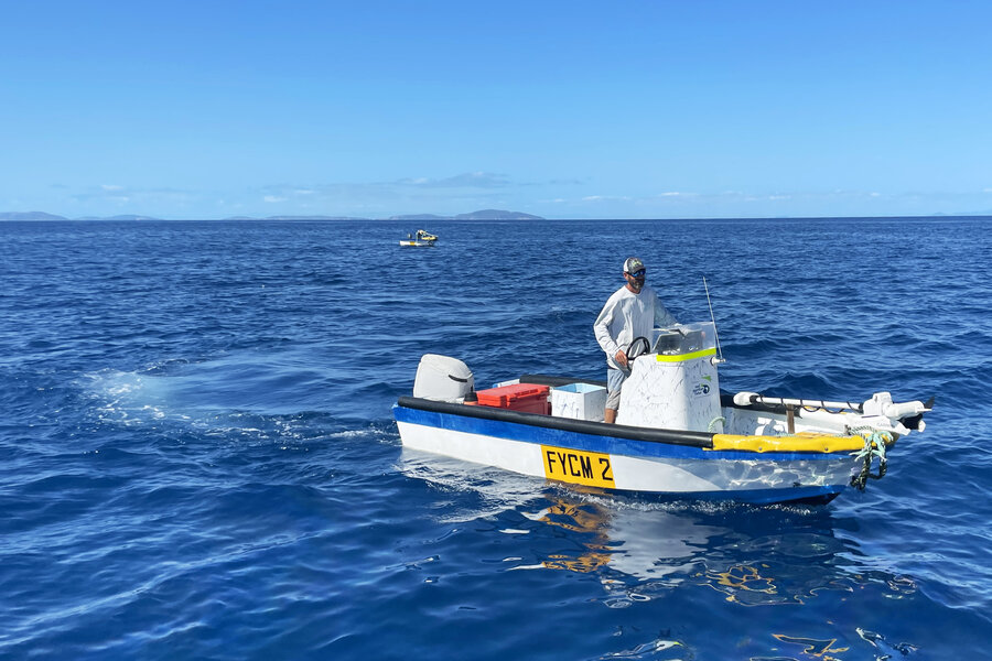 Fish Sustainably in Australia on the Great Barrier Reef - Thrillist