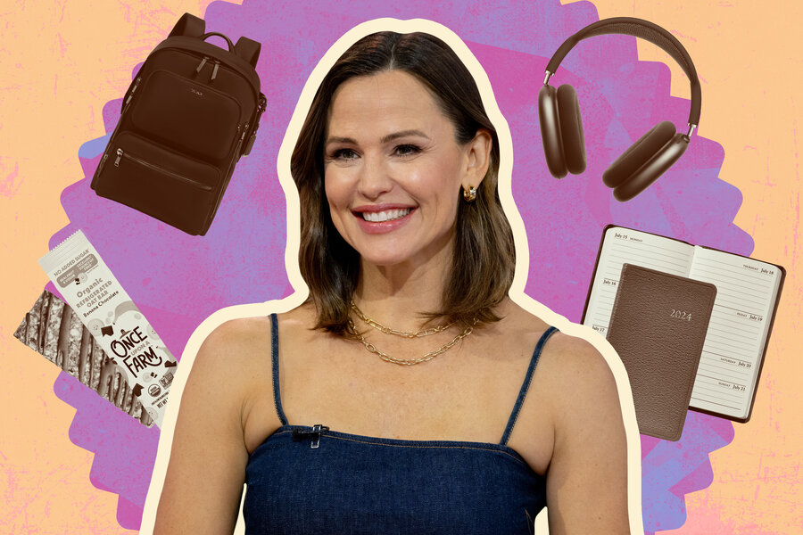 Here’s What Jennifer Garner Packs When She Travels - Thrillist