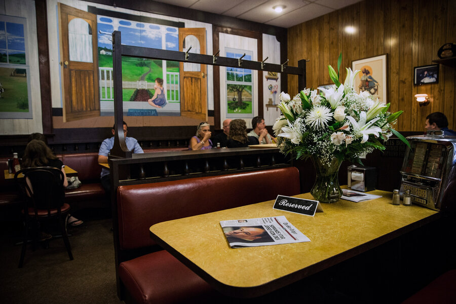 Sopranos Booth in New Jersey Up for Auction on eBay - Thrillist