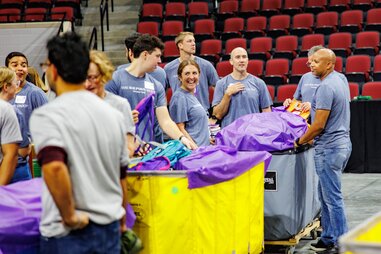 Boston Volunteer Opportunities for Groups and Individuals - Thrillist