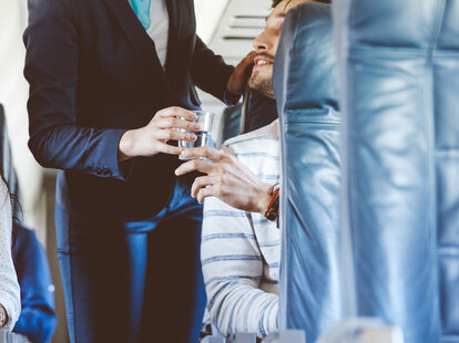 Most Popular In-Flight Snacks and Drinks Revealed in New Survey - Thrillist