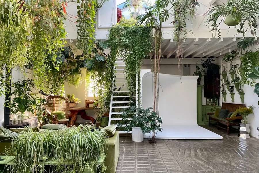 Best Venues for Hosting a Party Around the World - Thrillist