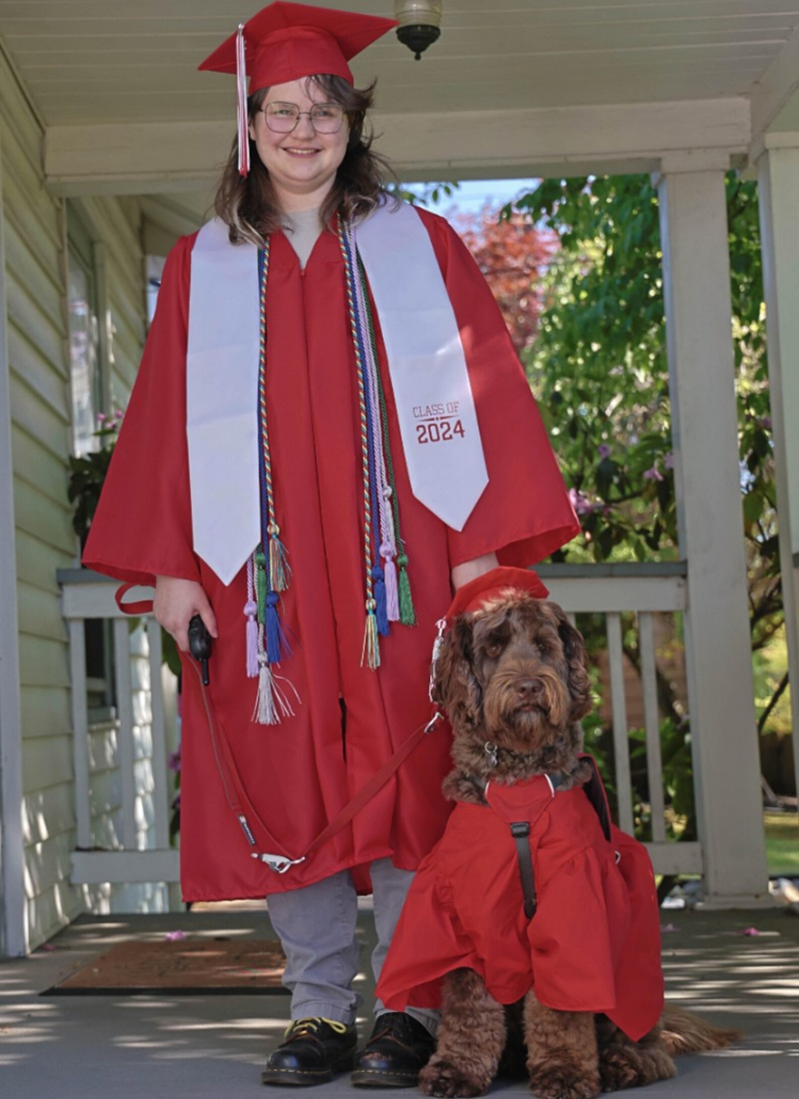 Service Dog Celebrates High School Graduation In A Custom Cap And Gown ...