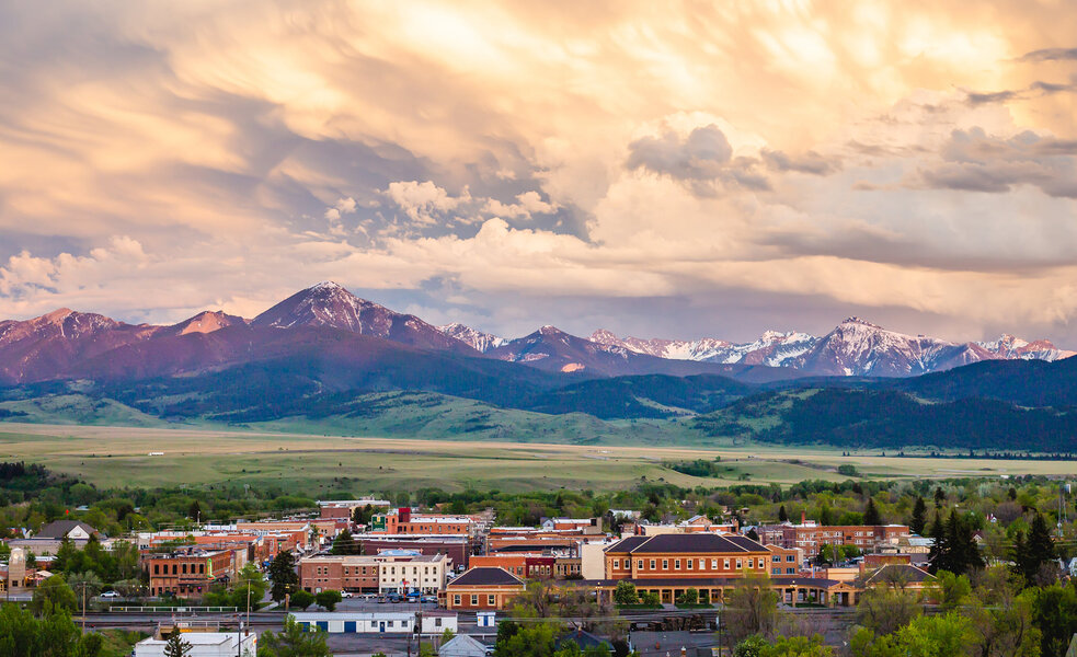Best Mountain Towns in US: Beautiful Places to Visit on Vacation ...