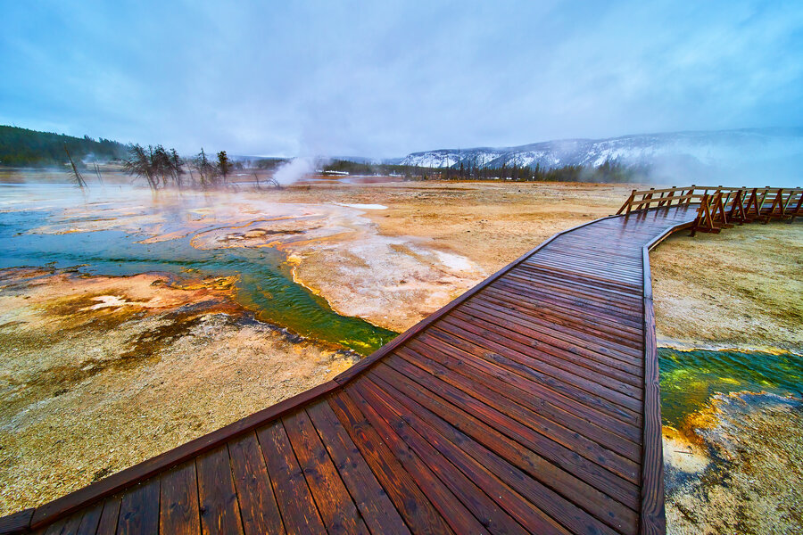 Watch a Massive Hydrothermal Explosion in Yellowstone National Park ...
