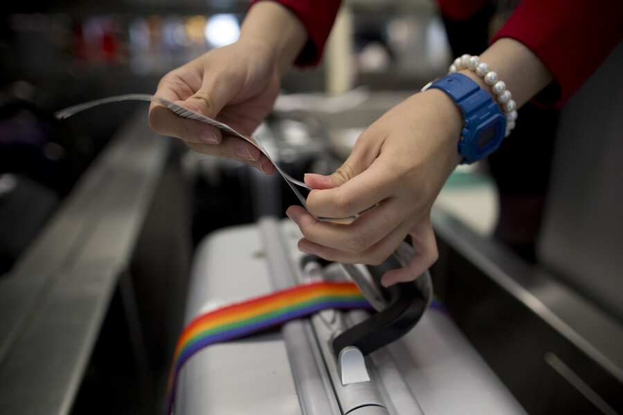 How to Prevent Your Luggage from Getting Lost on a Flight - Thrillist