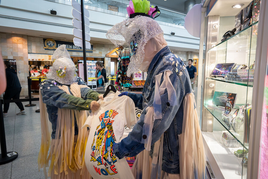 Meow Wolf Shop Location Opens in Denver International Airport - Thrillist