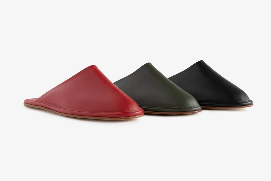 Do the Aime Leon Dore Travel Slippers Serve Any Real Function? - Thrillist