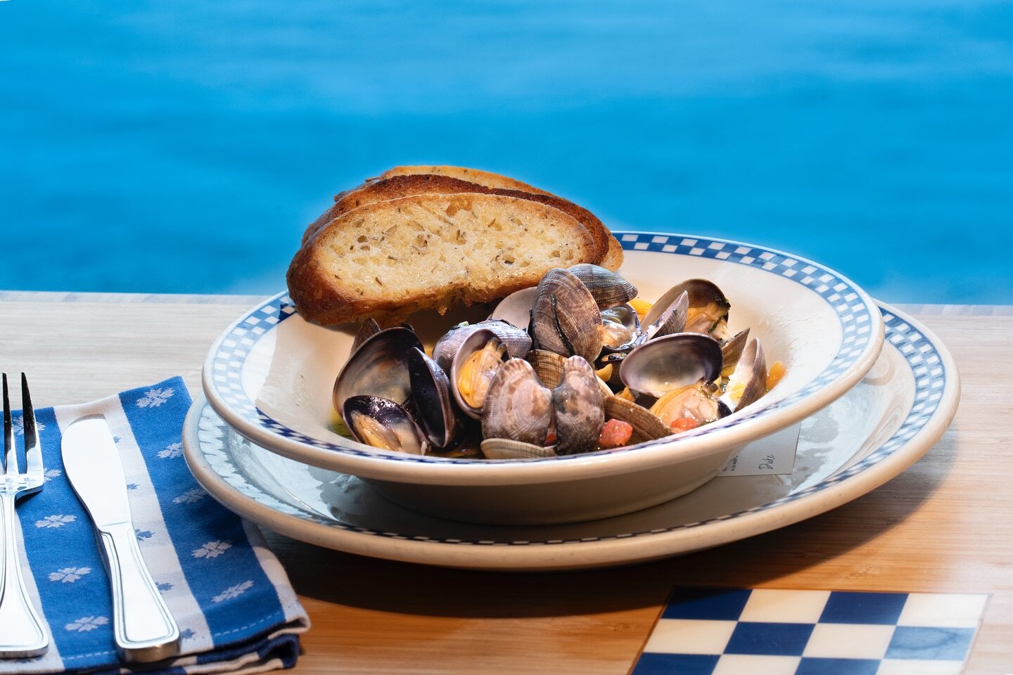 Greg Freitas - Thrillist