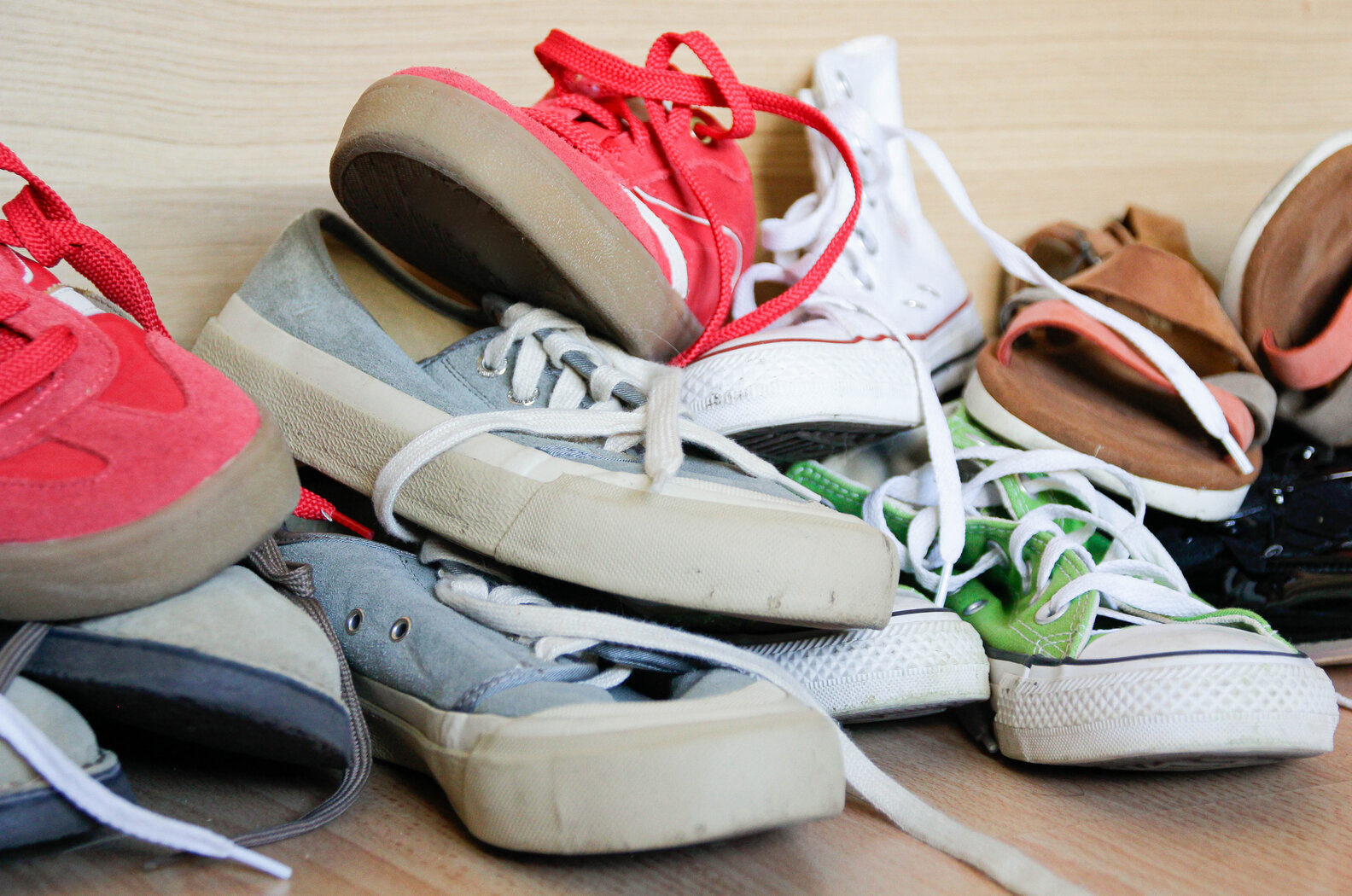 Shoes Kept Disappearing From This Kindergarten — So Cops Set Up A Sting ...