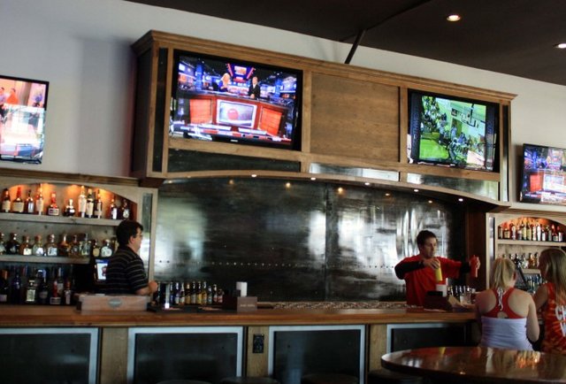 Katy Trail Ice House - Drink - Thrillist Dallas