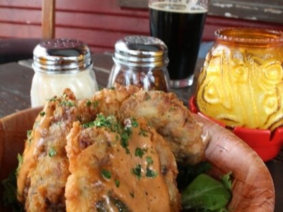 Red House's New Menu: A Restaurant in Austin, TX - Thrillist