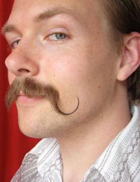 Tricks for your upper lip from a pair of grooming pros - Thrillist