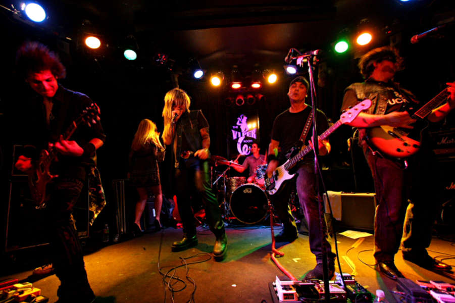 Thunderdikk: Los Angeles, CA - Thrillist