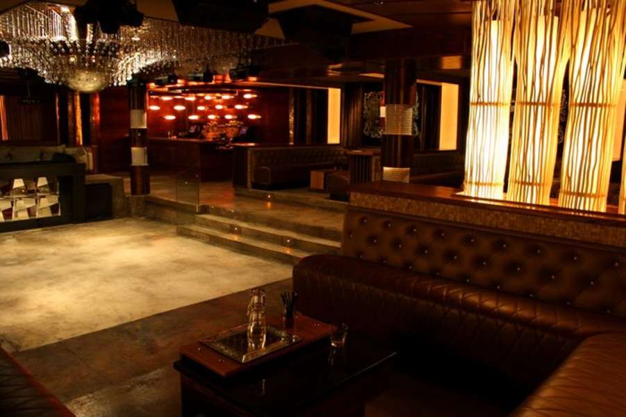 Downtown's swank subterranean dance hall, y'all - Thrillist