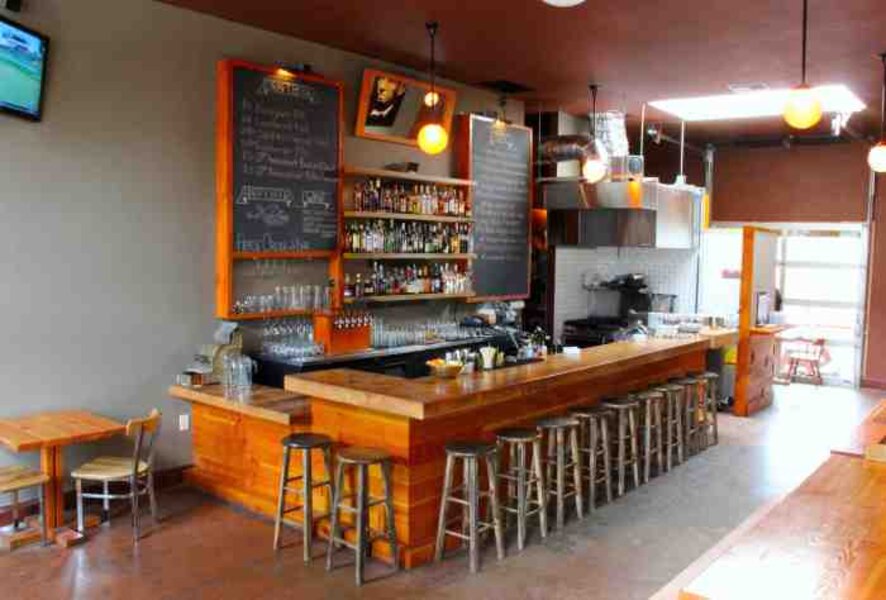 Free House - Drink - Thrillist Portland