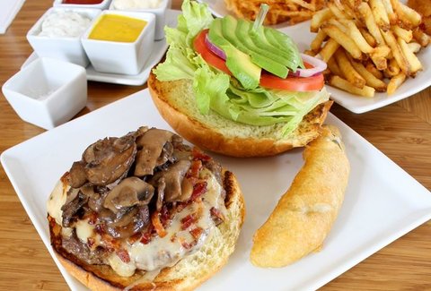 Square Burger: A Dallas, TX Bar.