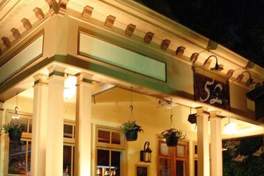 52 Bistro - Eat - Thrillist Atlanta