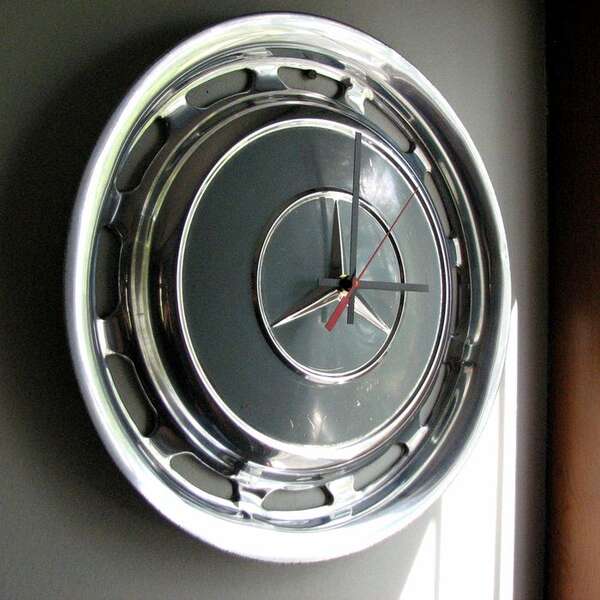 8 Mile Creek Hubcap Clocks - Thrillist Dallas