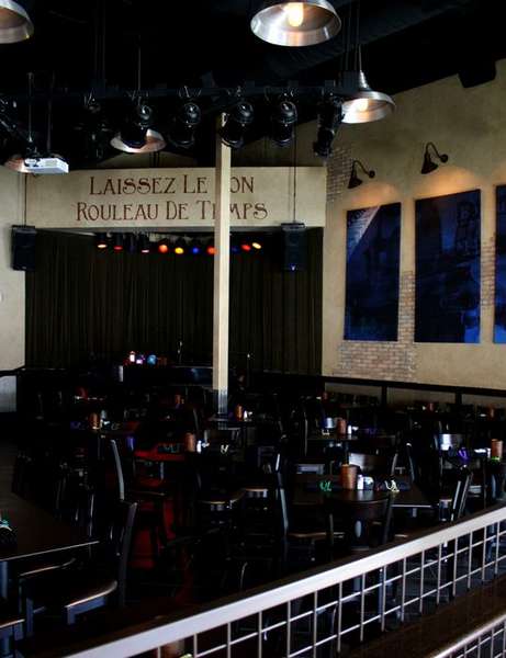 Arlington Improv/ Fat Fish Blue - Entertainment - Thrillist Dallas