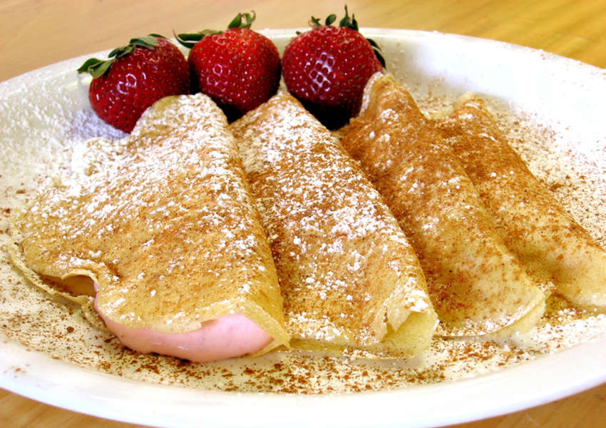 Neighborhoods Coffee & Crepes - Eat - Thrillist Boston