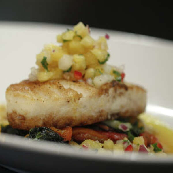 Gridiron Dinner: A Bar in Washington, D.C. - Thrillist