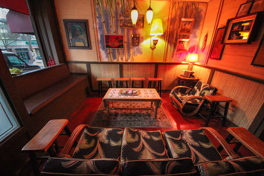 Hillside Bar: A Restaurant in Seattle, WA - Thrillist