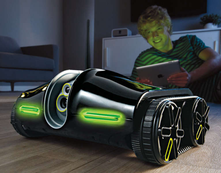 Rover 2.0 Wireless Spy Tank - Own - Thrillist Nation