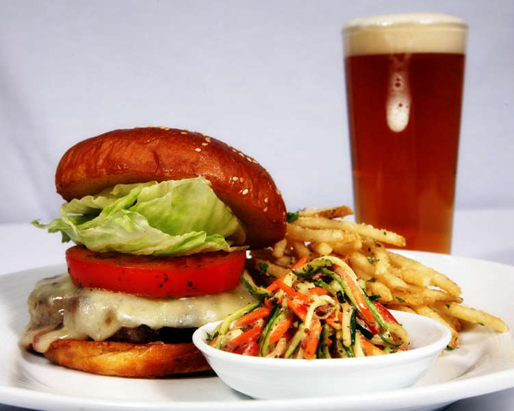 Pinstripes: A Bar in Edina, MN - Thrillist