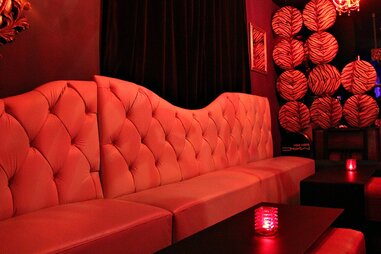 Sweet Saloon Dessert Bar & Lounge - Late-night music, booze & ice cream ...