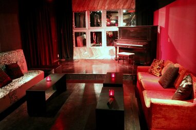 Sweet Saloon Dessert Bar & Lounge - Late-night music, booze & ice cream ...