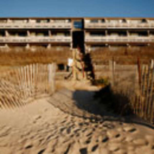 Gurney's Inn Tuesday Night Concert Series - Entertainment - Thrillist ...