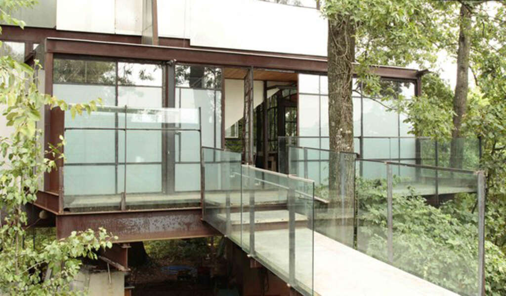 Airbnbest: Modern Glass Tree House - Travel - Thrillist Nation