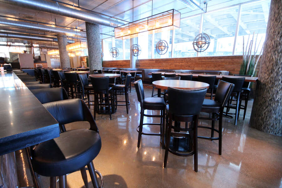 Central Standard - Eat - Thrillist Chicago
