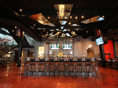 Fremont: A Bar in Chicago, IL - Thrillist