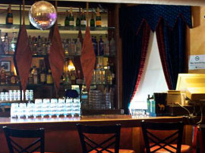 The Rockhouse: A Bar in Chicago, IL - Thrillist
