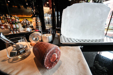 The Rye Bar - Drink - Thrillist Washington DC