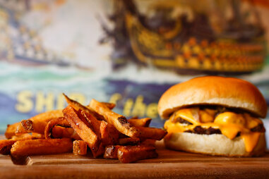 Argosy - Drink - Thrillist Atlanta