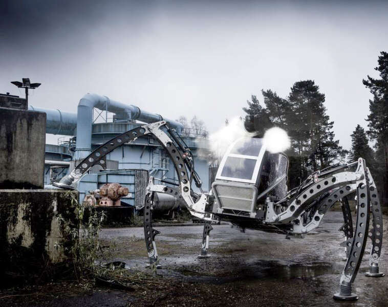 Mantis Robot - Own - Thrillist Nation