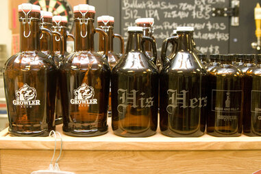 Growler Room - Drink - Thrillist Austin